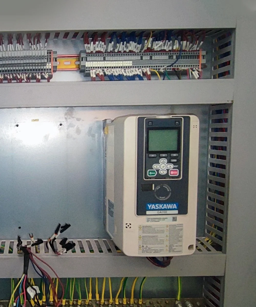 YASKAWA G700 Series เครื่องพันฉนวน - Inverter Solution